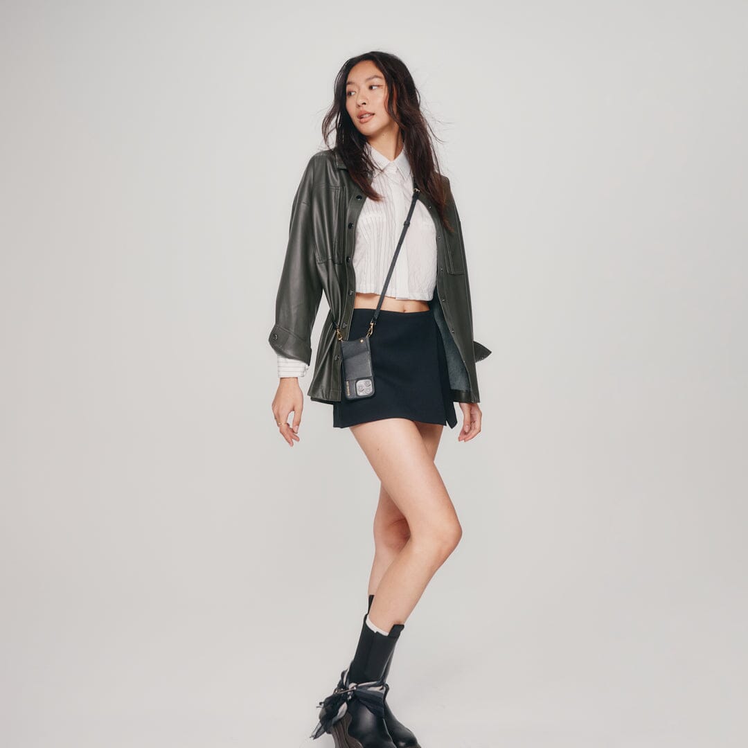 Emma Pebble Leather Bandolier Black/Gold