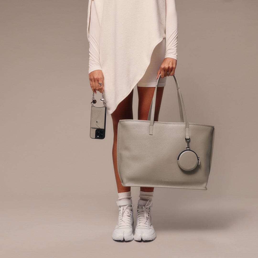 Mini Round Pouch Greige/ Silver – Bandolier